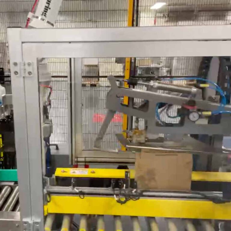 Box folding Machine - Novotek Automation Robotics
